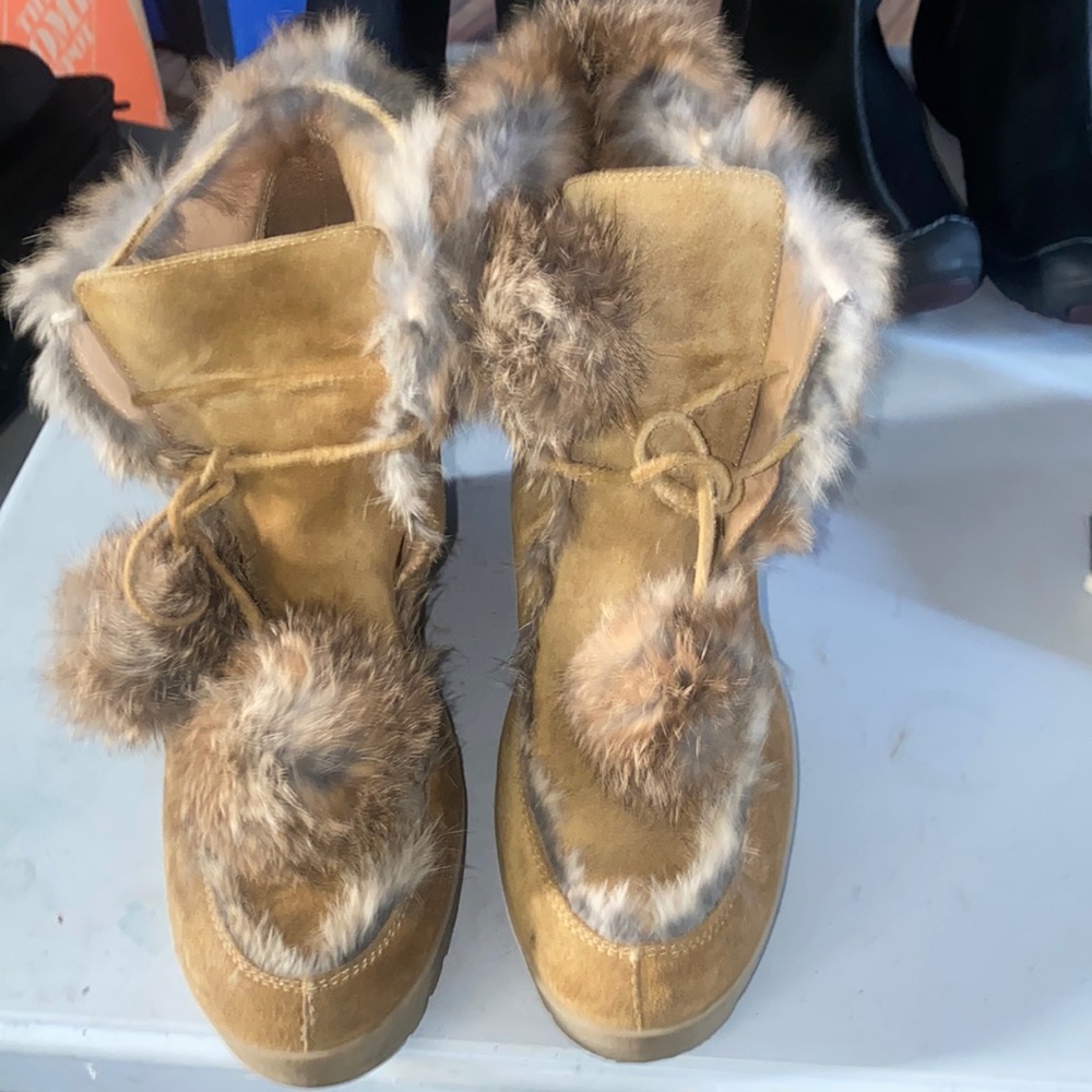 Beautiful, Suede Shoes - Gem